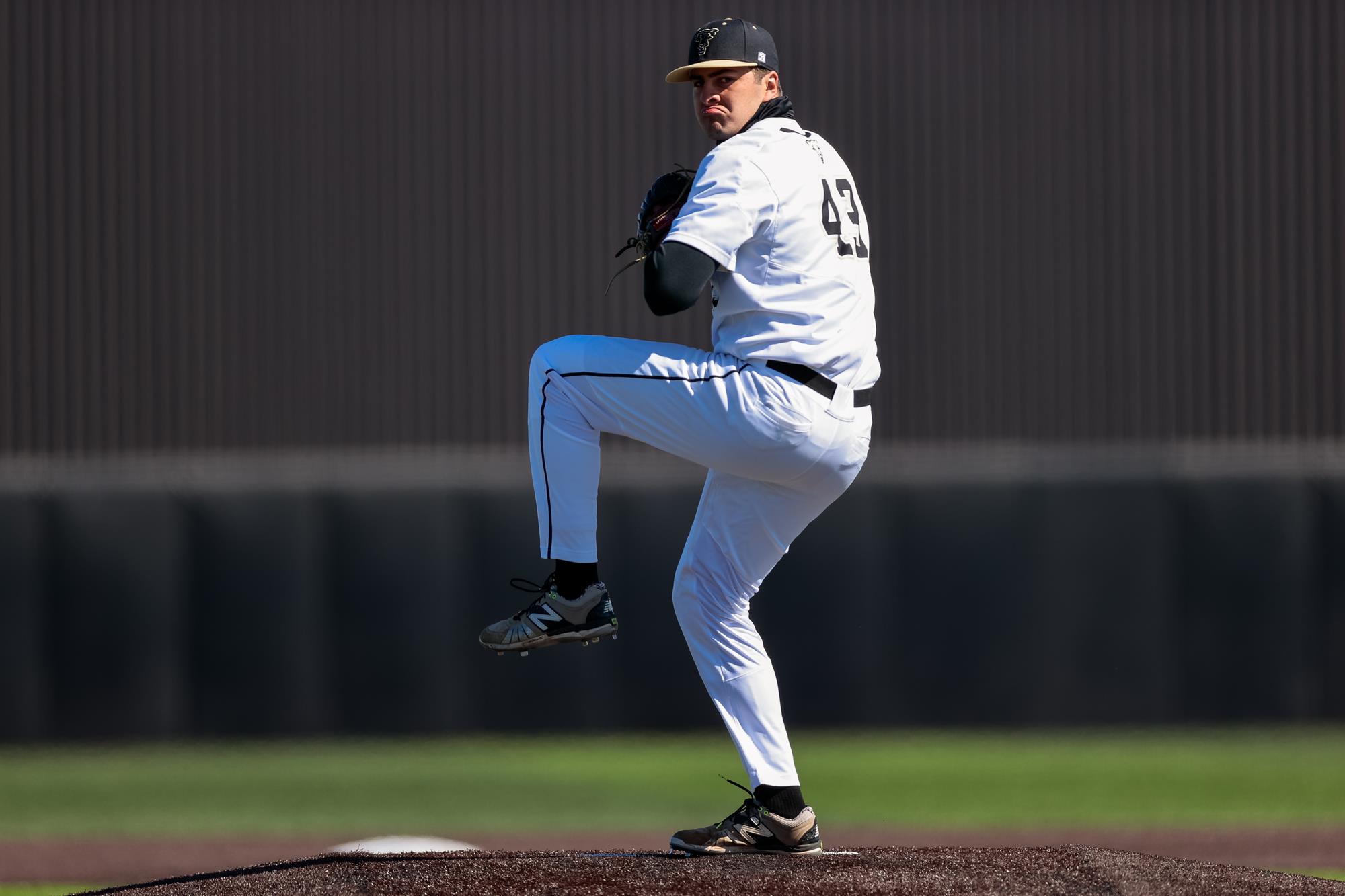 Silva's Complete Game Shutout Leads to 7-0 Win Over CSM - UCCS Athletics
