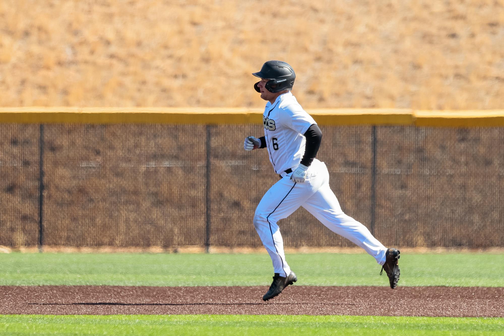 Evan Richards - Baseball - UCCS Athletics