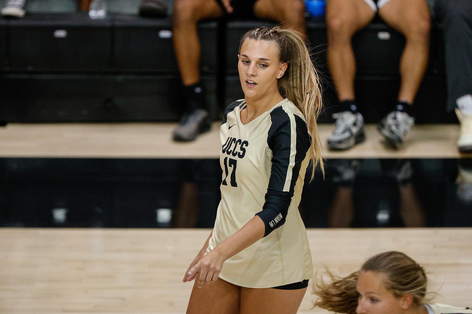 Clara Benskin - Volleyball - UCCS Athletics