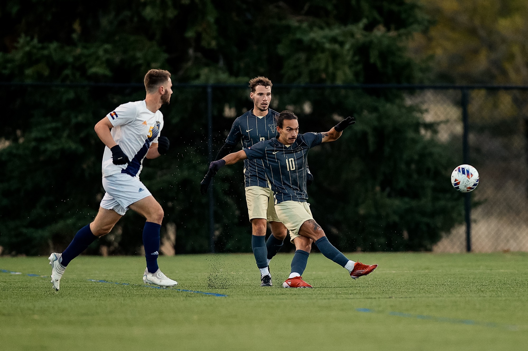 Kaydon Zamora-Reeves - Men's Soccer - UCCS Athletics