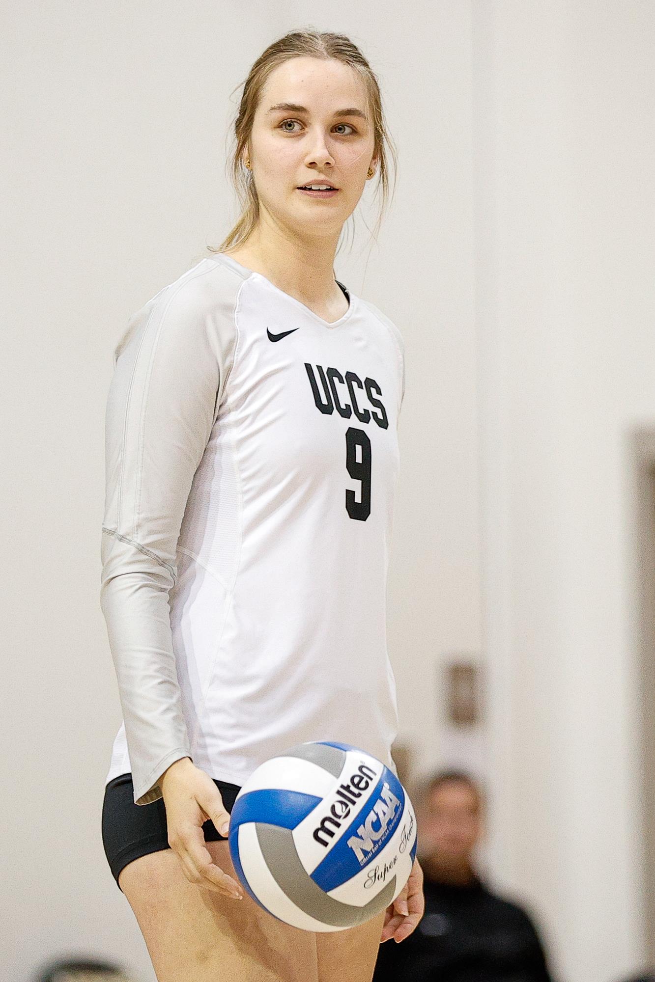 Emily Ettel - Volleyball - UCCS Athletics