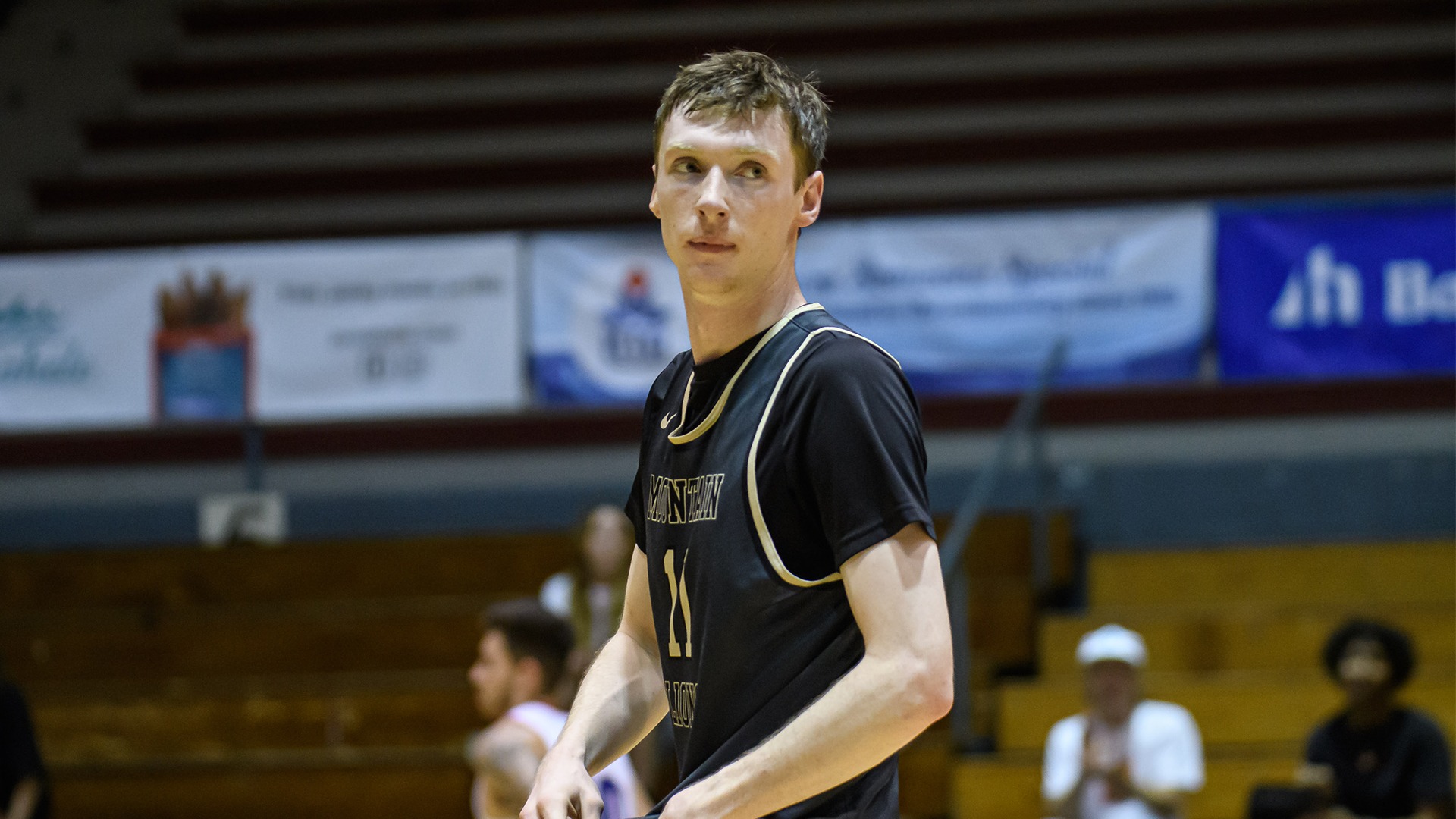 Mountain Lions Move to 5-0 with Win Over Hawaii Hilo, 77-72 - UCCS ...