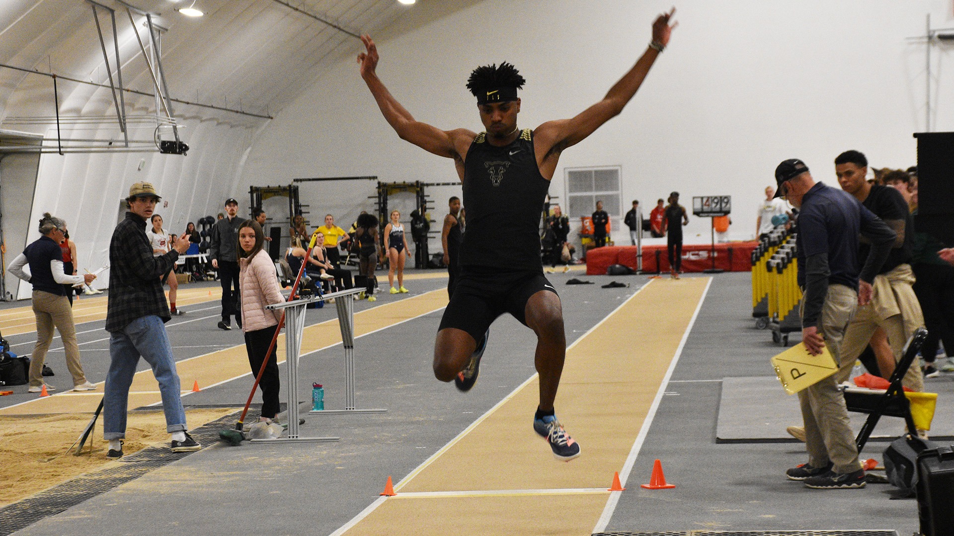 Daryon Wilson - Men's Track and Field - UCCS Athletics