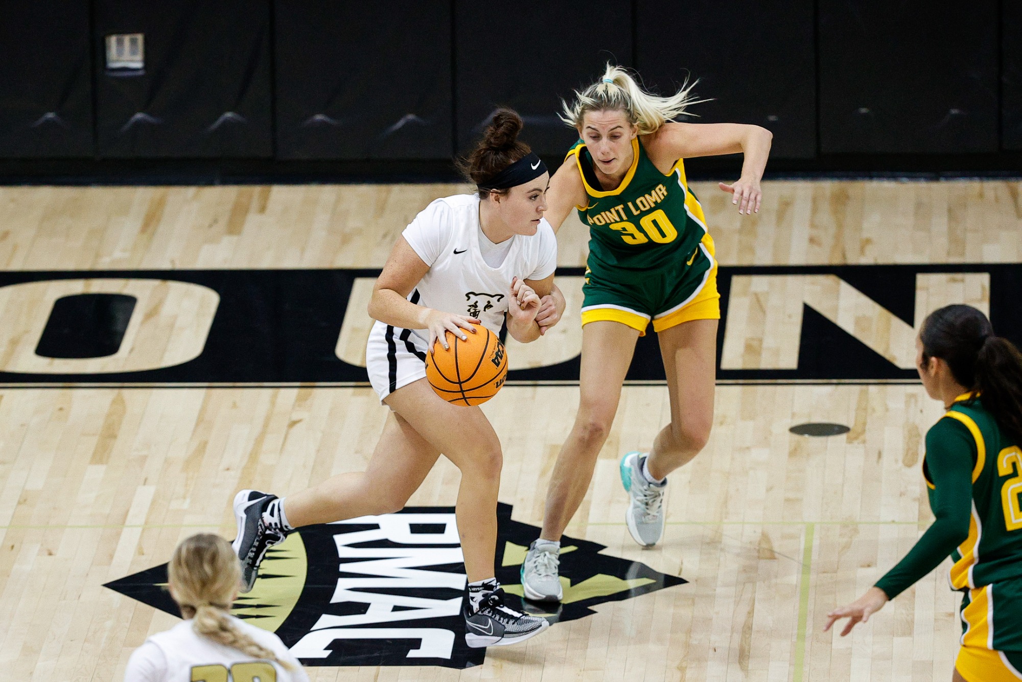 Alexa Dominguez - Women's Basketball - UCCS Athletics