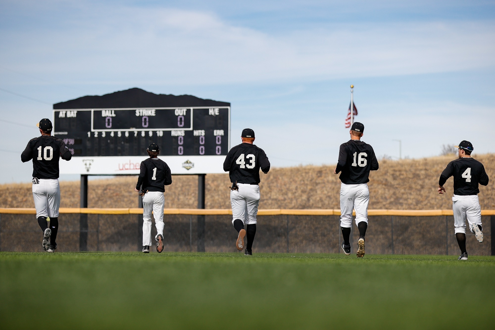 Siplia Leads Mountain Lions in Friday's Split with Mines - UCCS Athletics