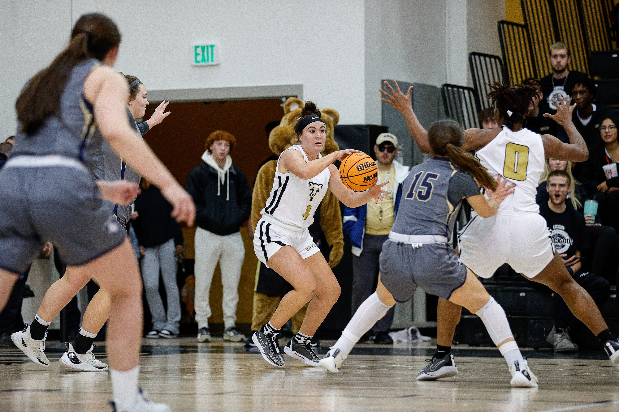 Alexa Dominguez - Women's Basketball - UCCS Athletics