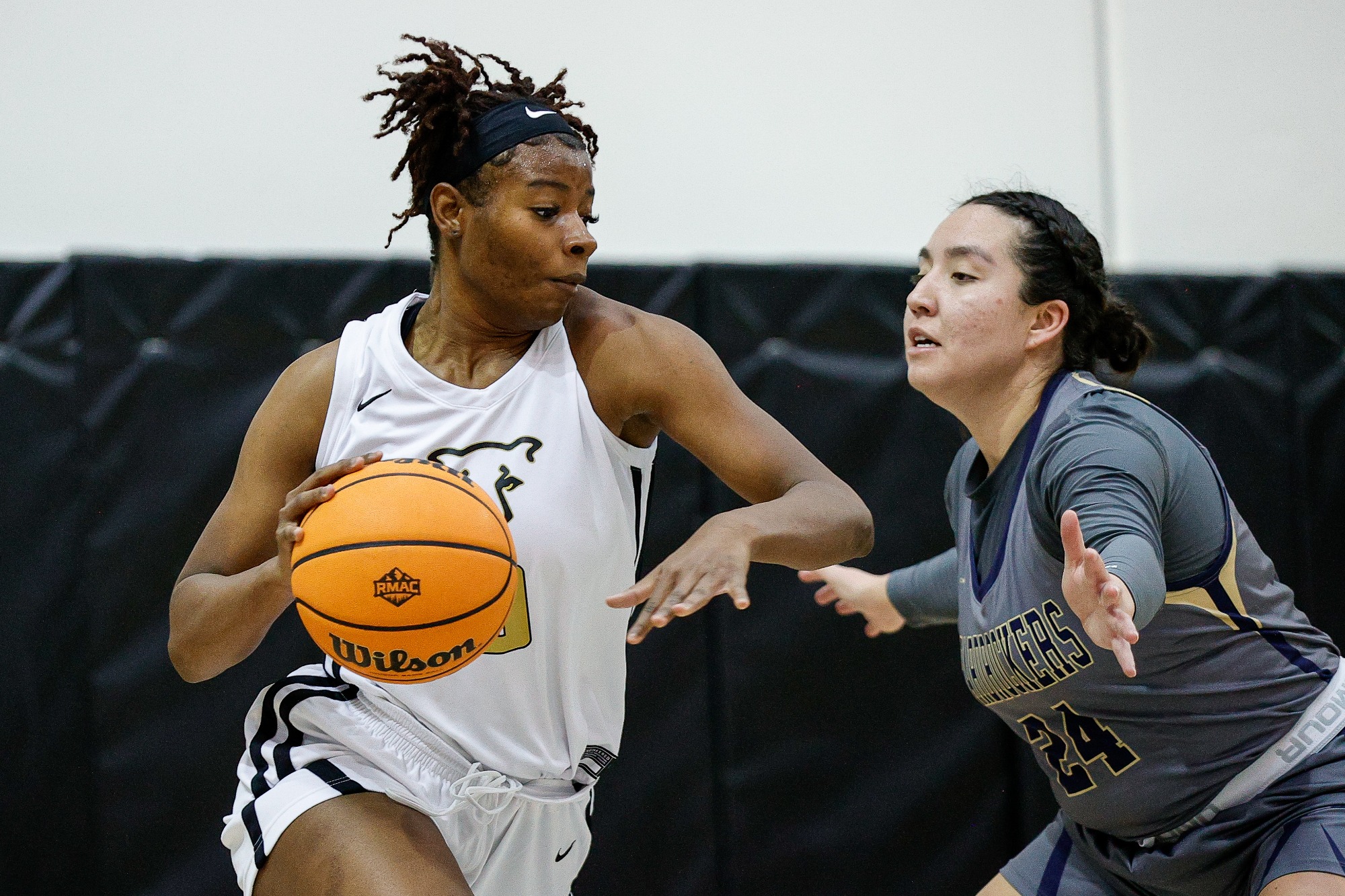 Desiree Smith - Women's Basketball - UCCS Athletics