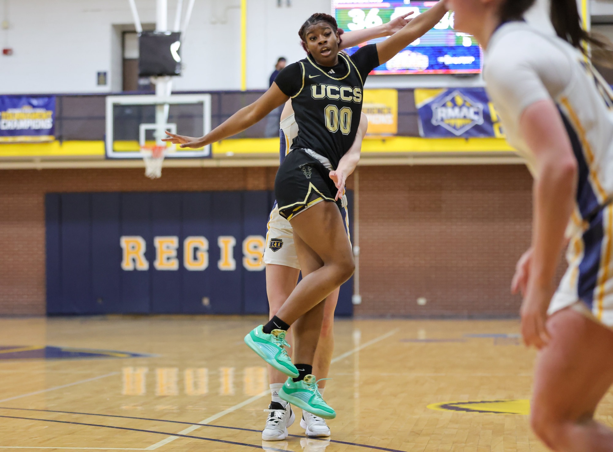 Desiree Smith - Women's Basketball - UCCS Athletics