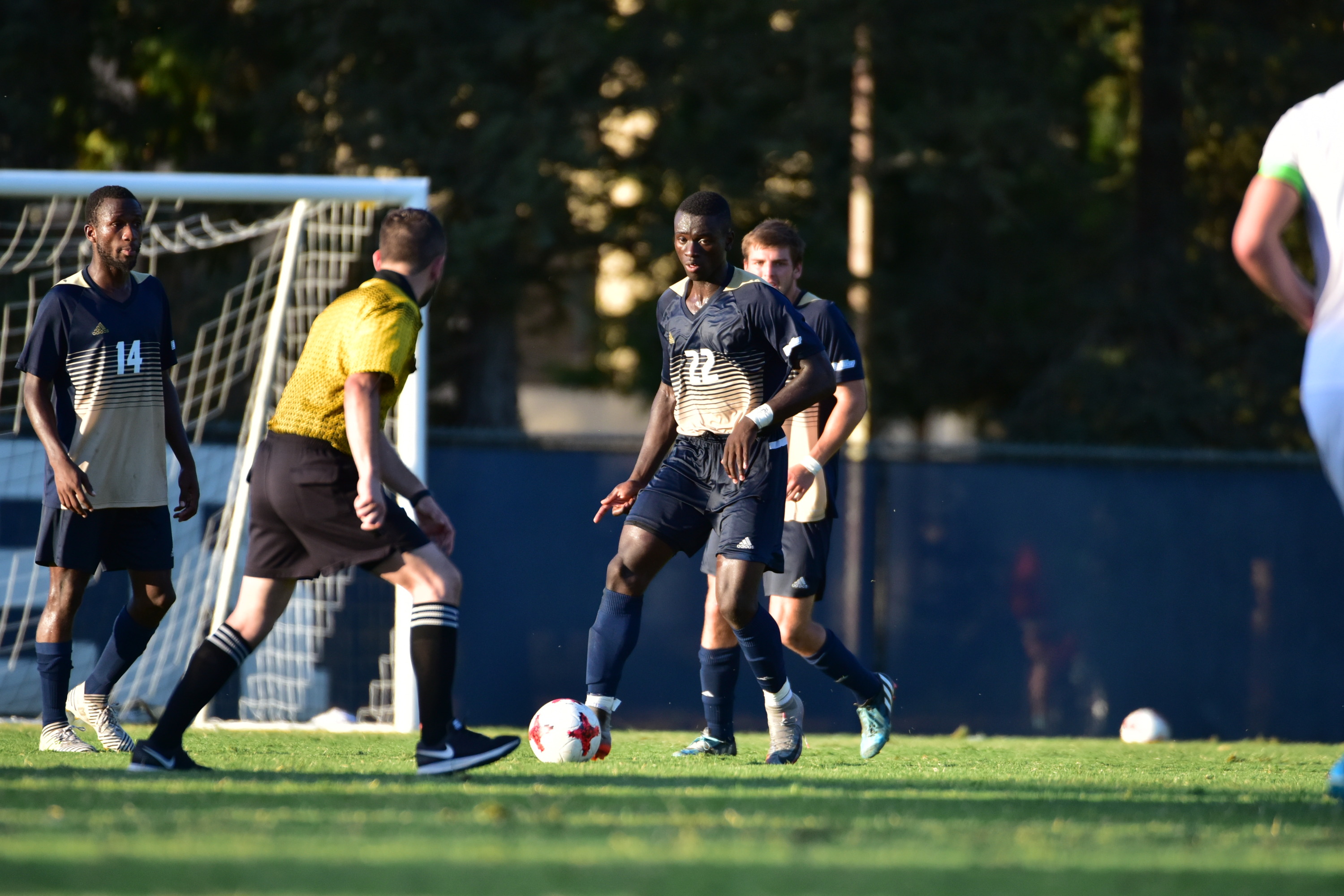 Roy Boateng - Men's Soccer - UC Davis Athletics
