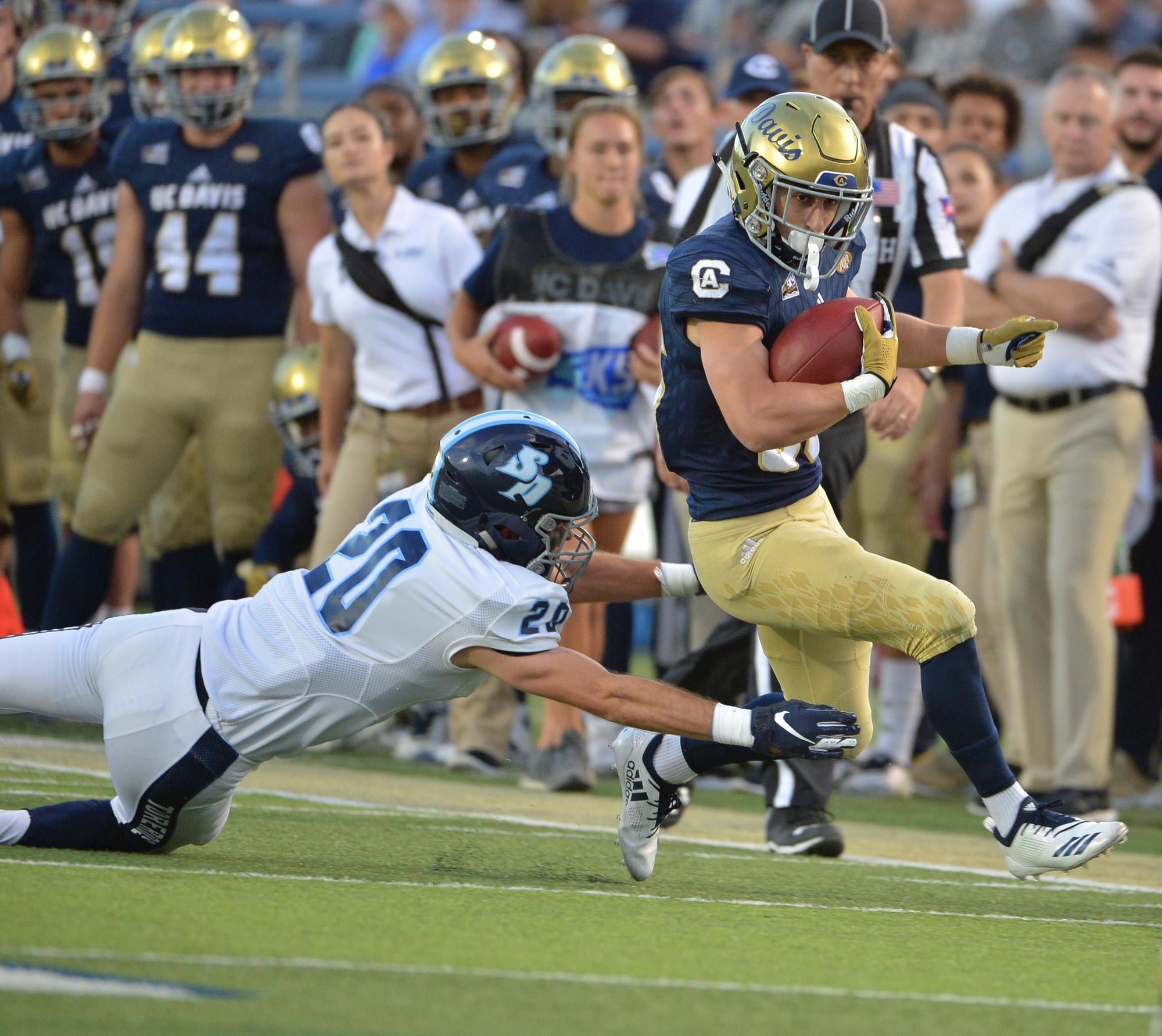 Carson Crawford - Football - UC Davis Athletics