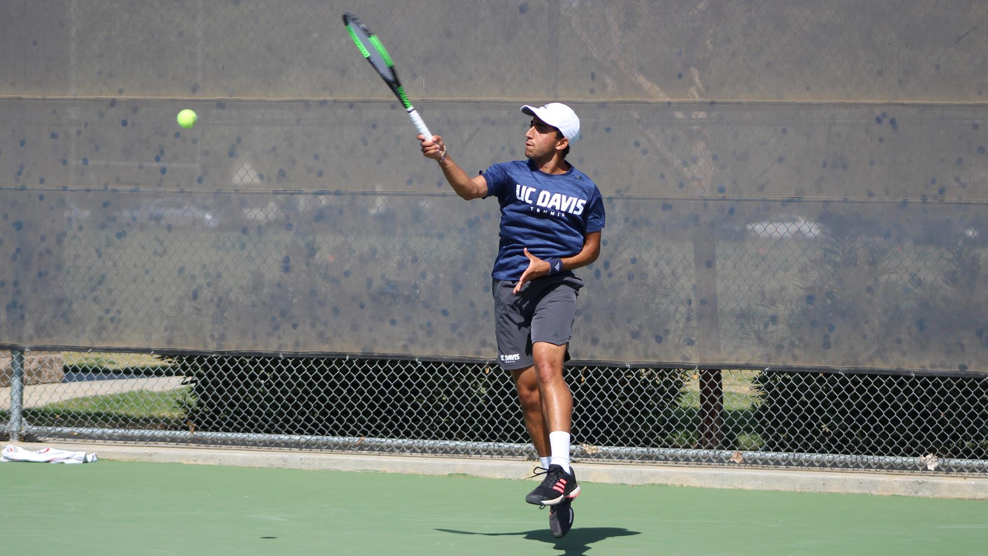Dariush Jalali - Men's Tennis - UC Davis Athletics