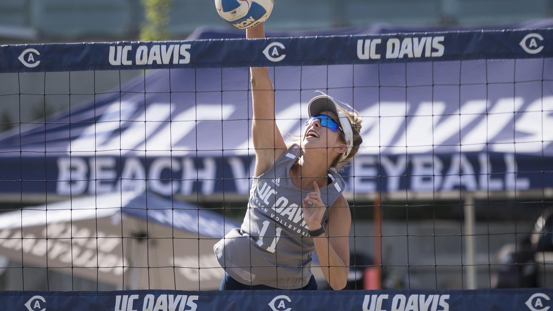 Megan Luly - Women's Beach Volleyball - UC Davis Athletics