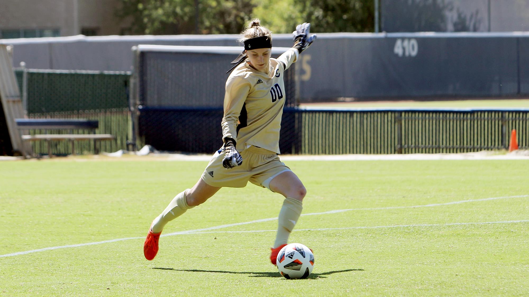 Nicki Rucki - Women's Soccer - UC Davis Athletics