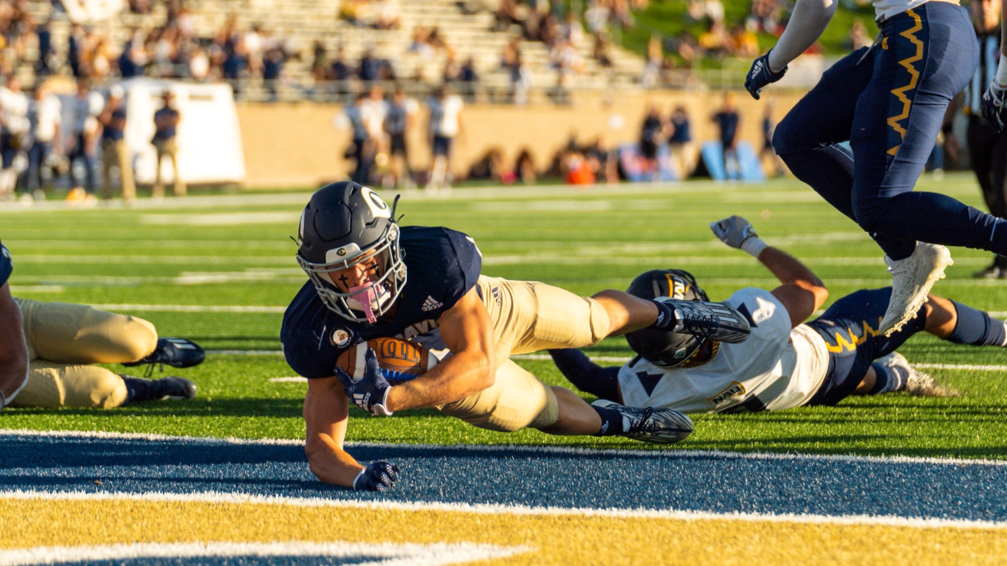 C.J. Hutton - Football - UC Davis Athletics