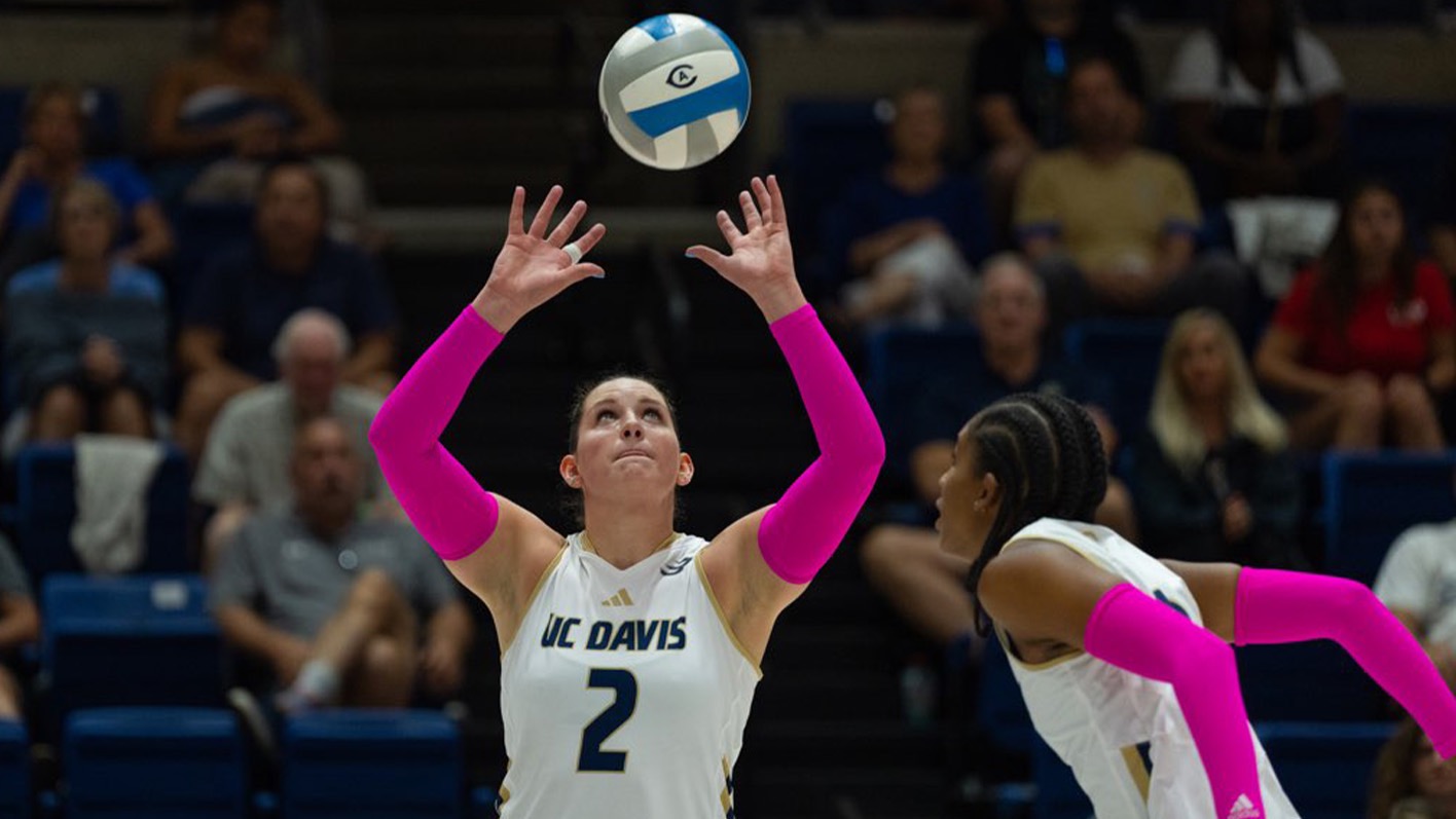 Casi Newman - Women's Volleyball - UC Davis Athletics