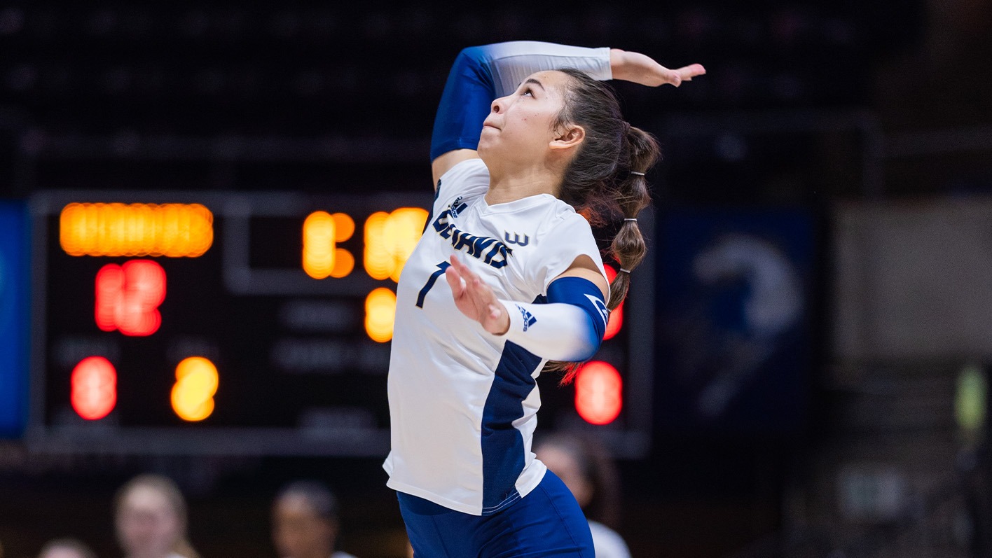 Julia Ng - Women's Volleyball - UC Davis Athletics