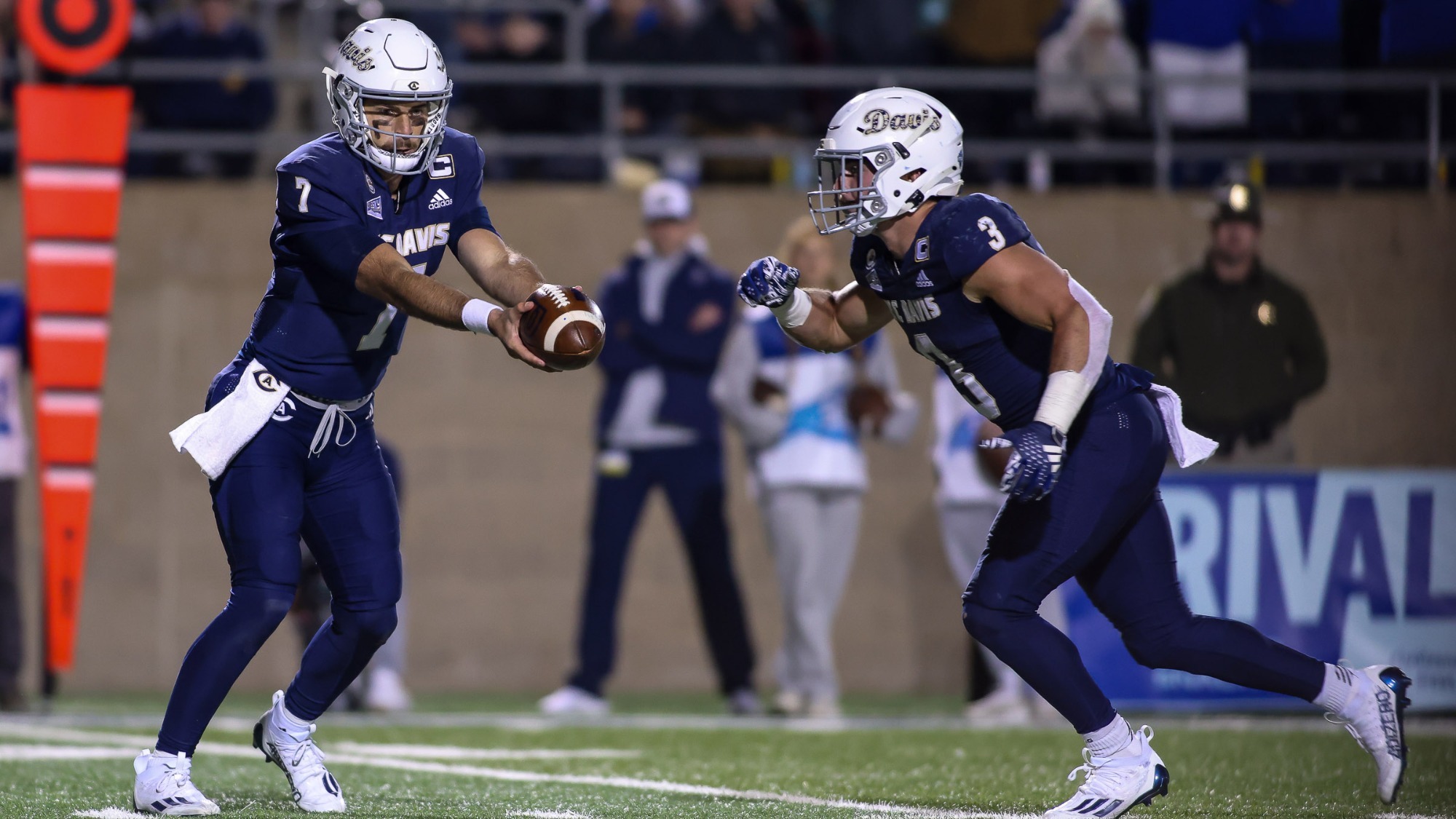 The Case For Lan Larison – It Really Is A No Brainer - UC Davis Athletics