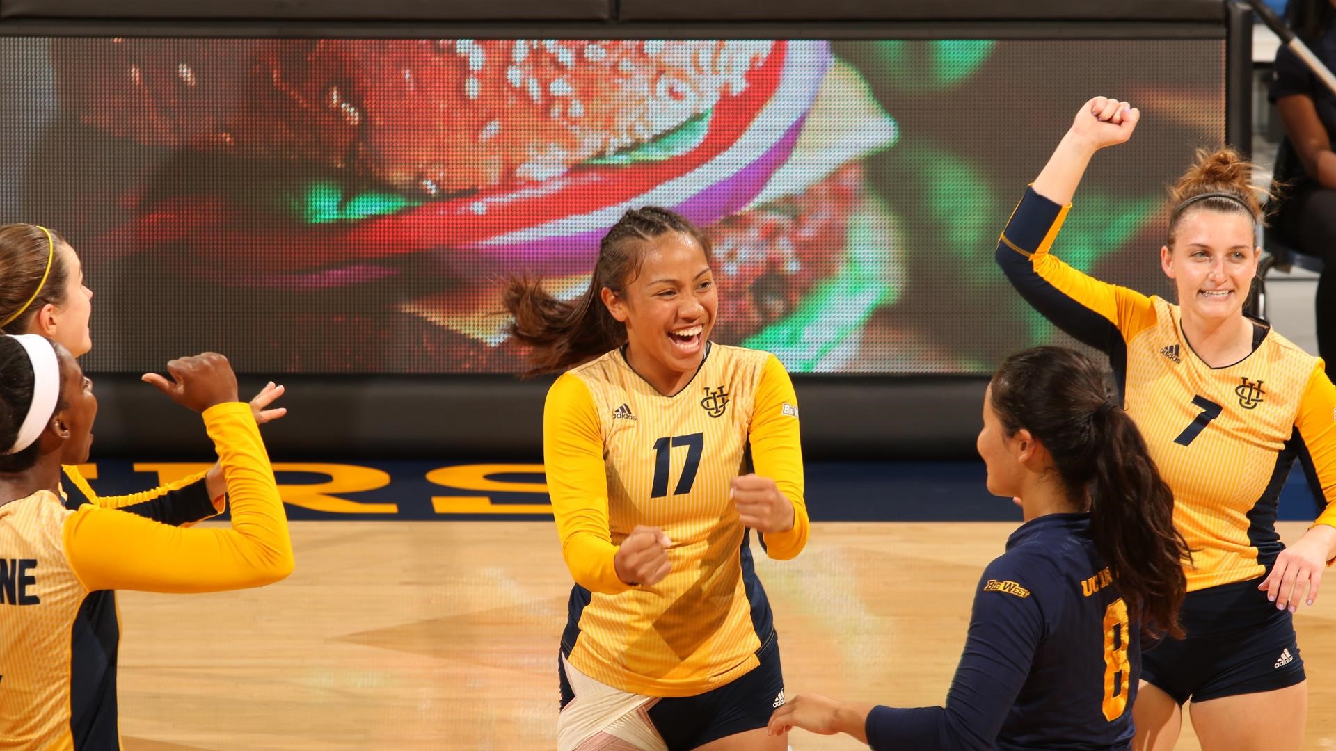 Harlee Kekauoha - Women's Volleyball - UCI Athletics