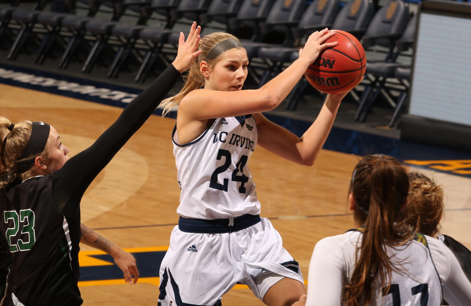 Autumn Baumgartner - Women's Basketball - UCI Athletics