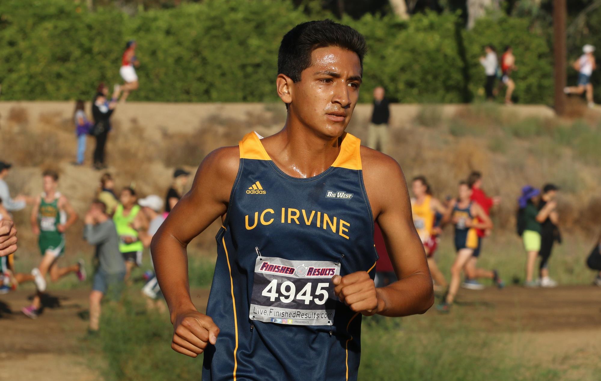 Izzak Mireles - Men's Cross Country - UCI Athletics