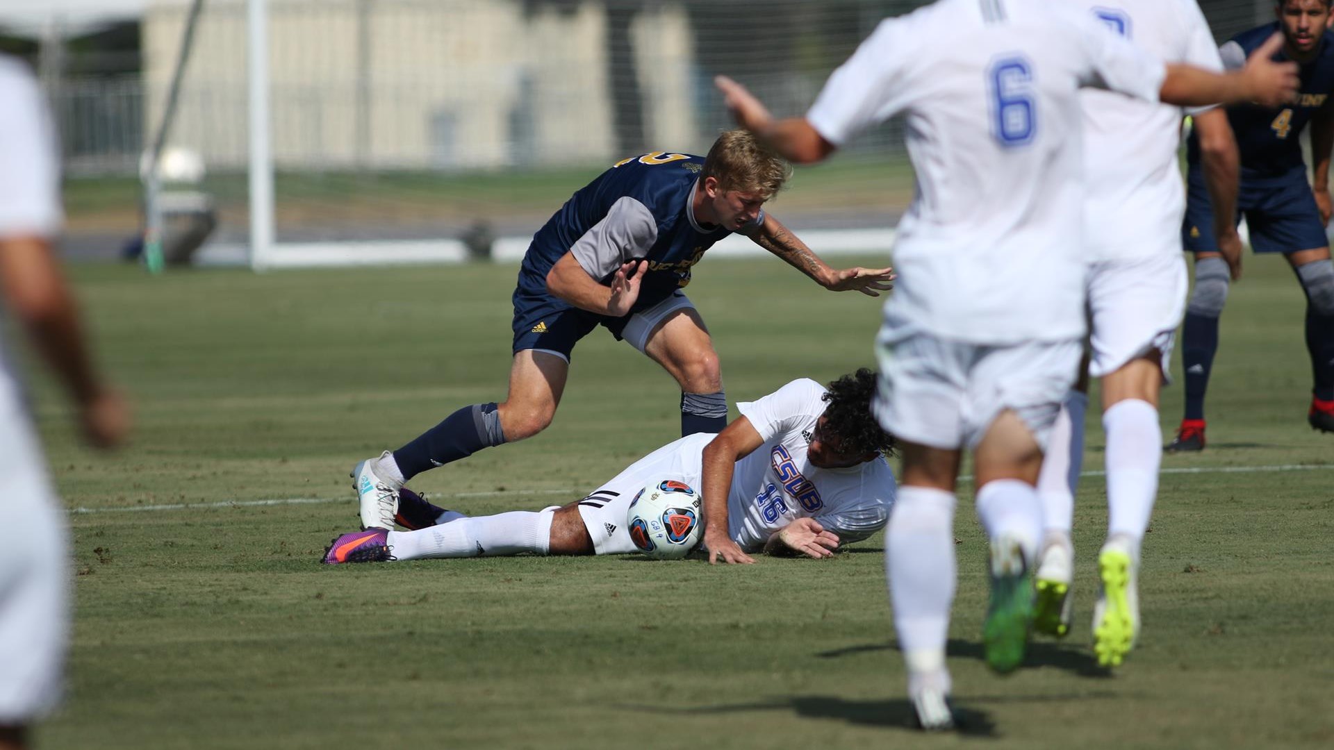 Ben Reveno - Men's Soccer - UCI Athletics