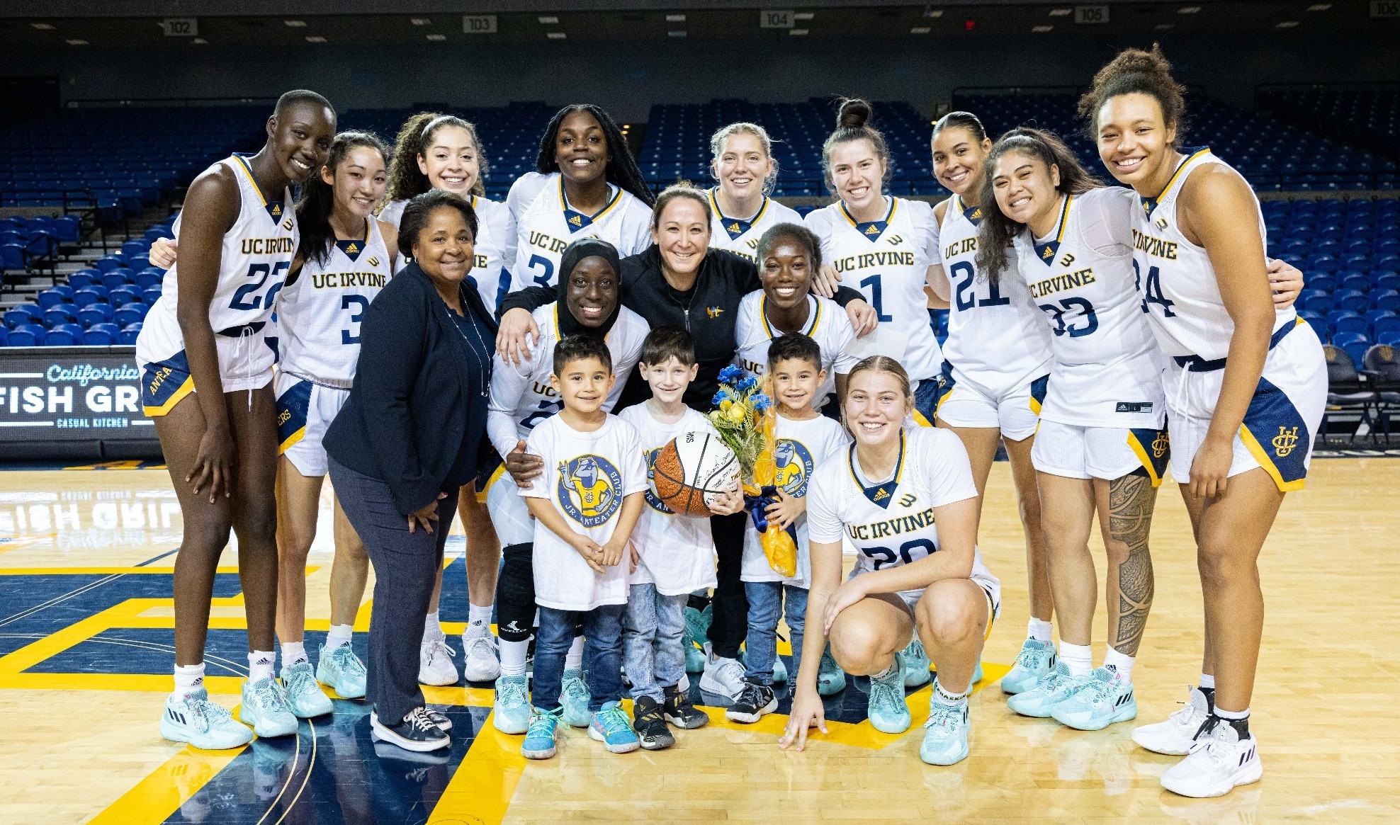 'Eaters Top Grand Canyon, 64-51, in Milestone Victory - UCI Athletics