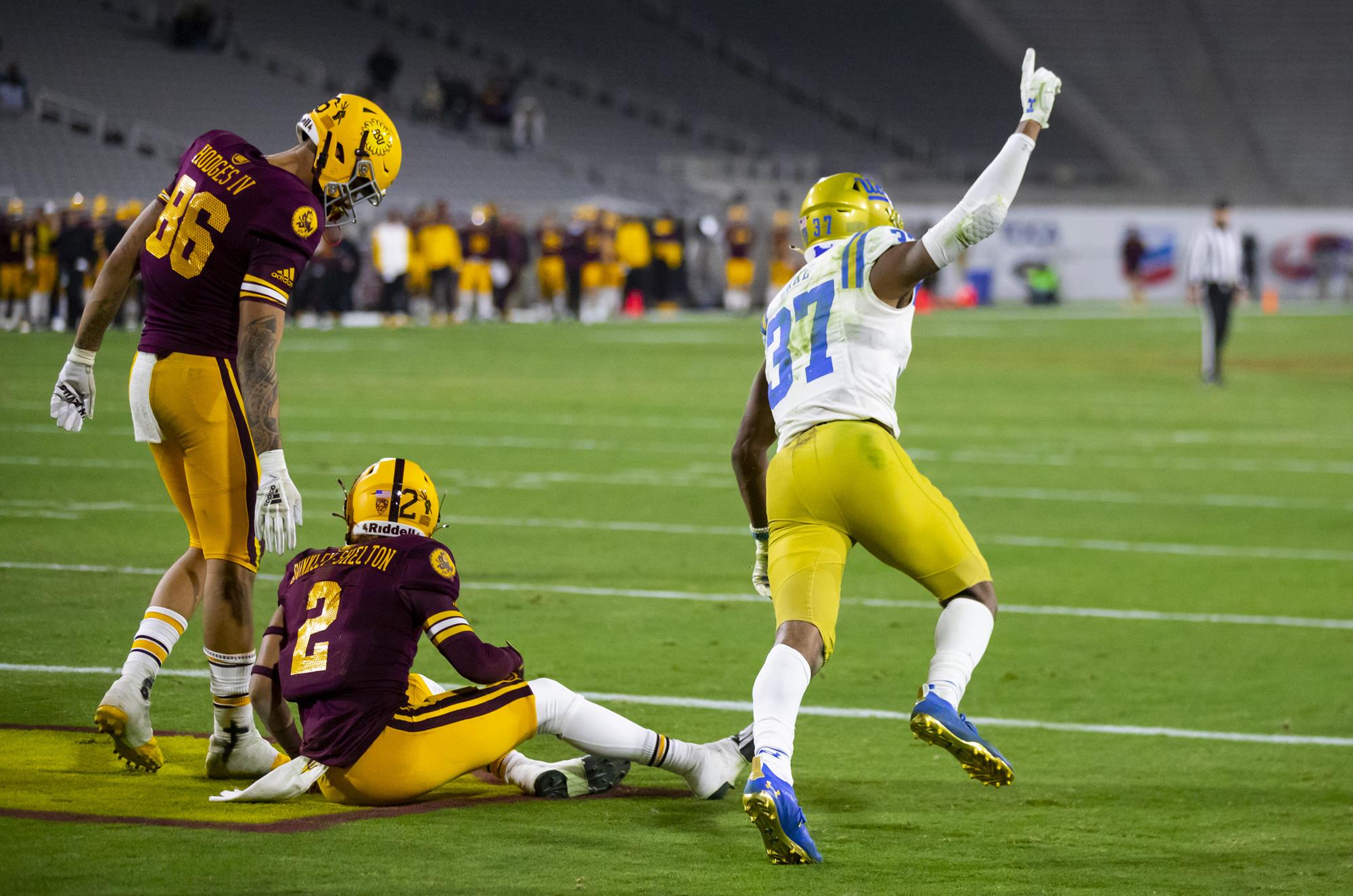 Quentin Lake - Football - UCLA