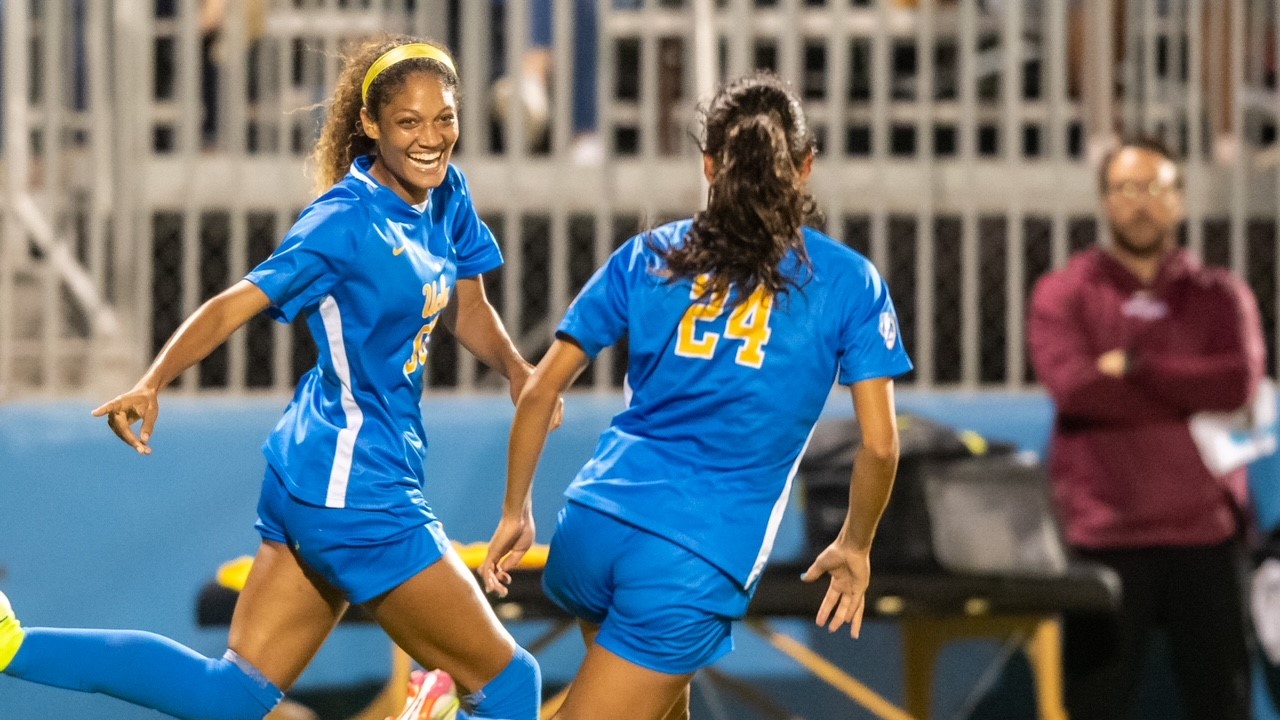 Reilyn Turner - Women's Soccer - UCLA