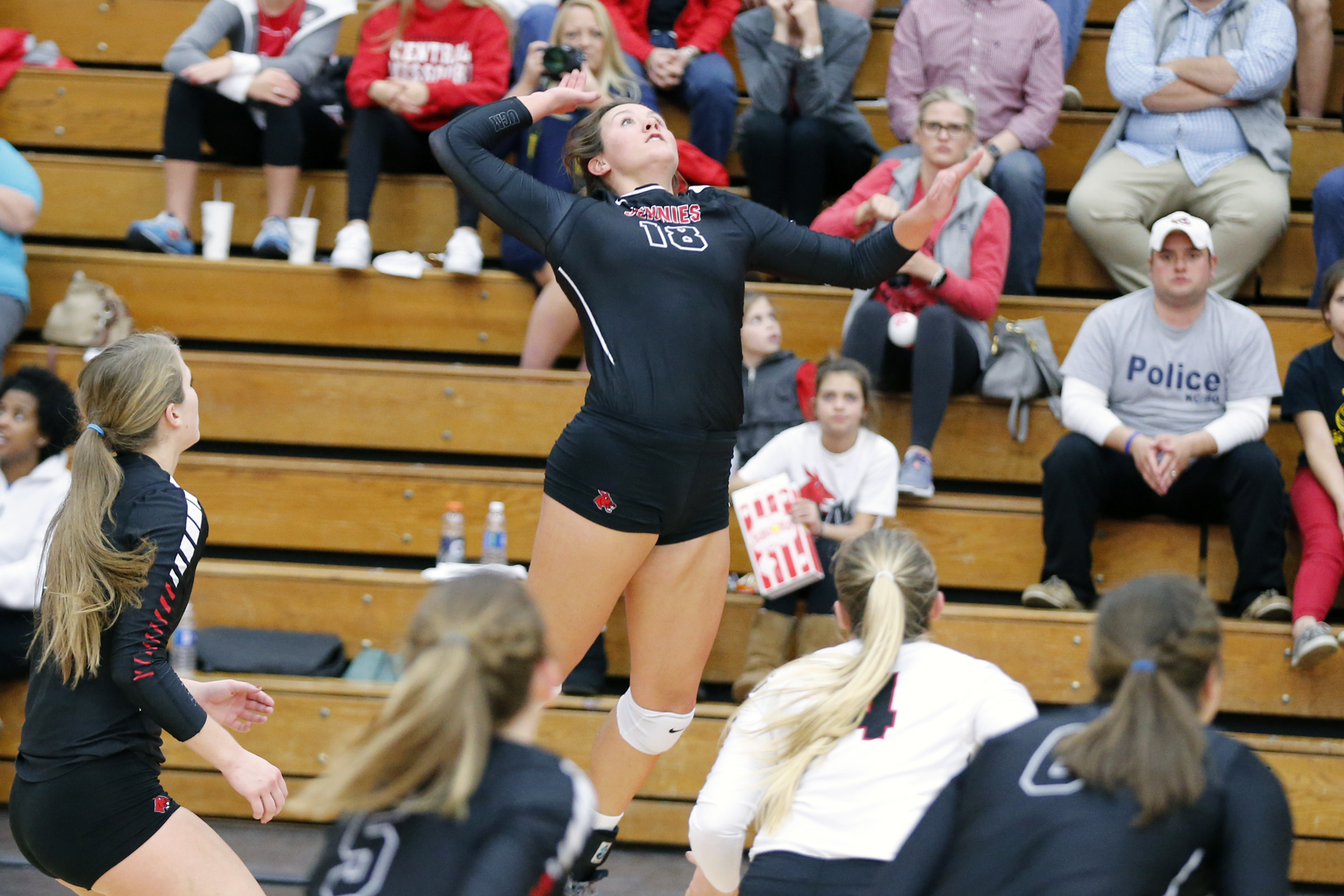 Molly Lawrence - Women's Volleyball - University of Central Missouri ...