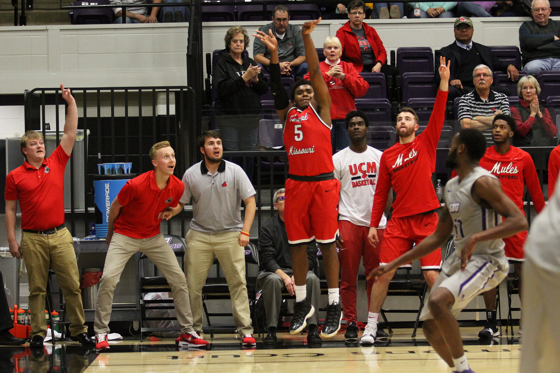 Daniel Farris - Men's Basketball - University of Central Missouri Athletics