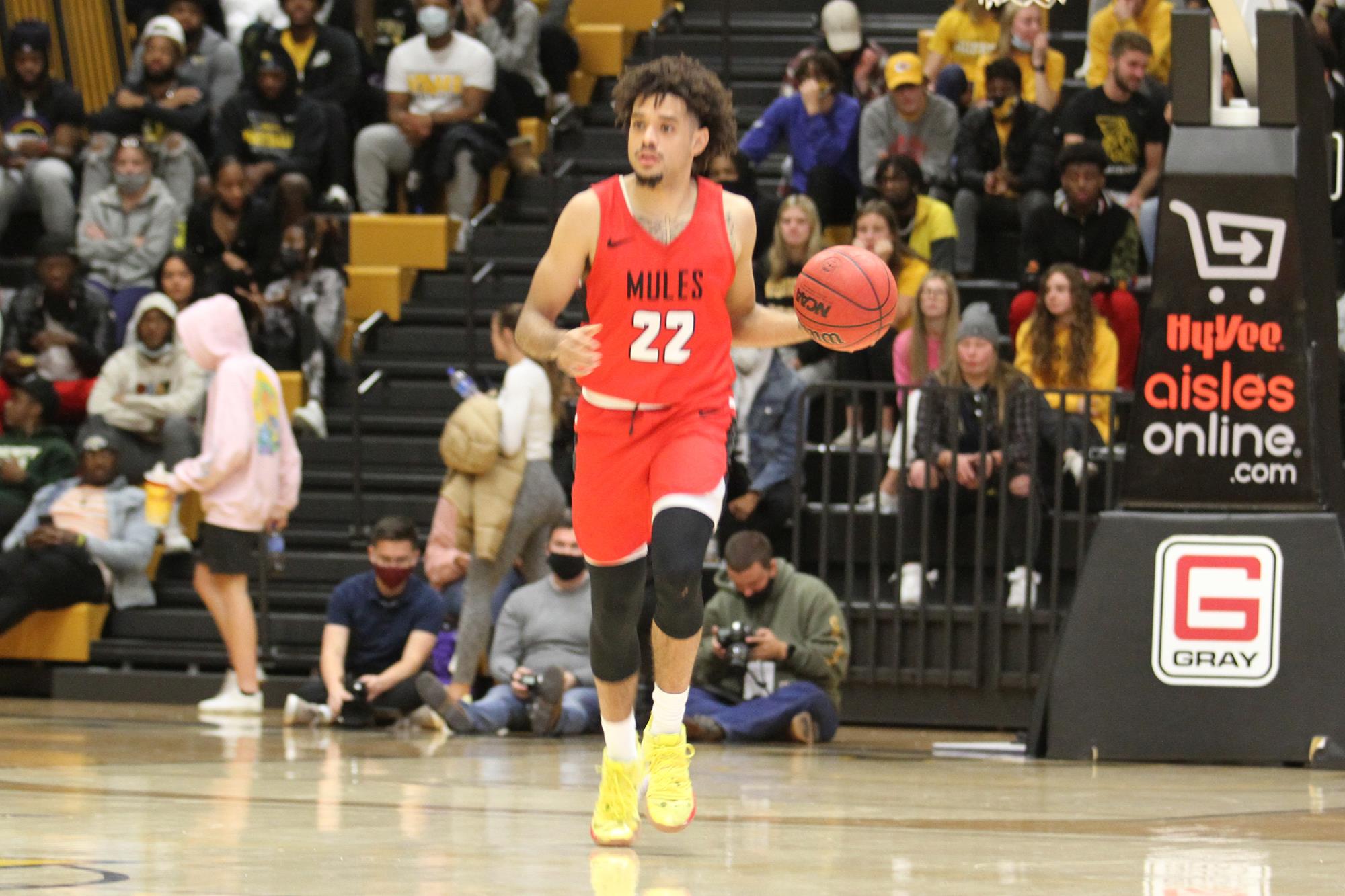 Cameron Hunter - Men's Basketball - University of Central Missouri ...