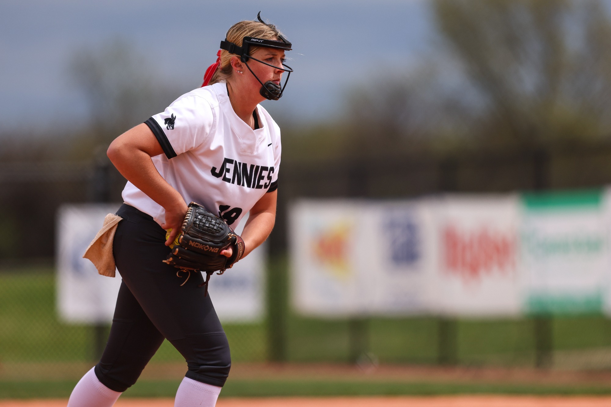 Jennies Softball Splits Doubleheader at Missouri Southern - University ...