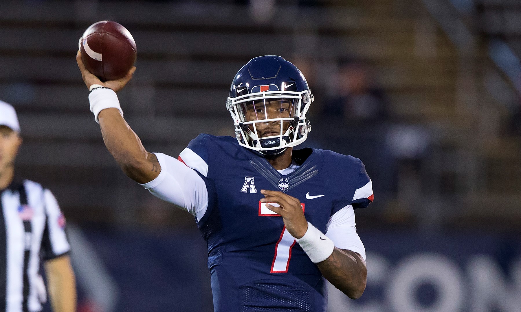 Marvin Washington - Football - University of Connecticut Athletics