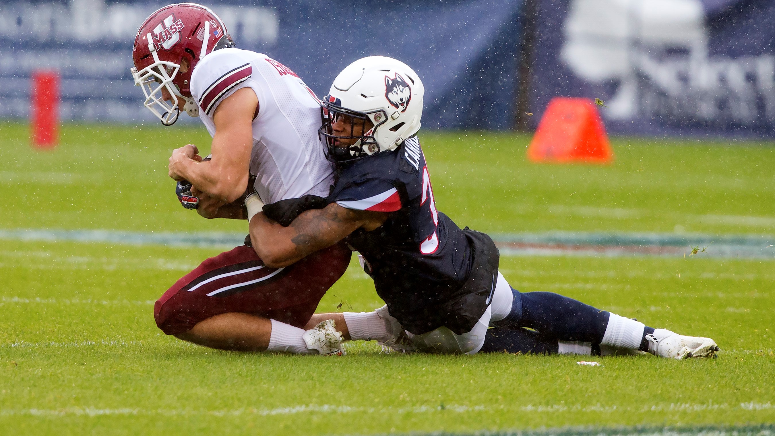 Ryan Carroll - Football - University of Connecticut Athletics