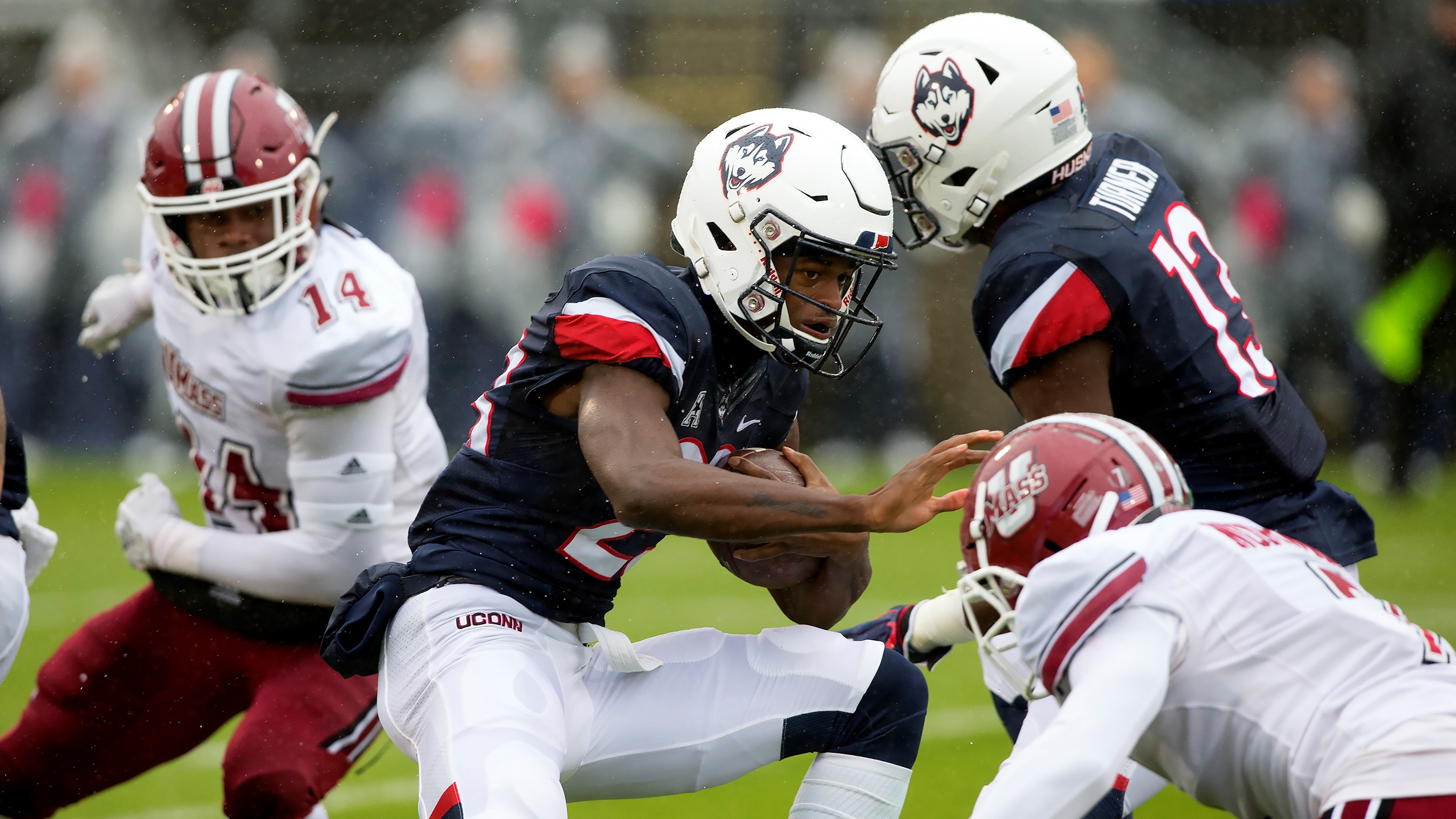 Messiah Turner - Football - University of Connecticut Athletics