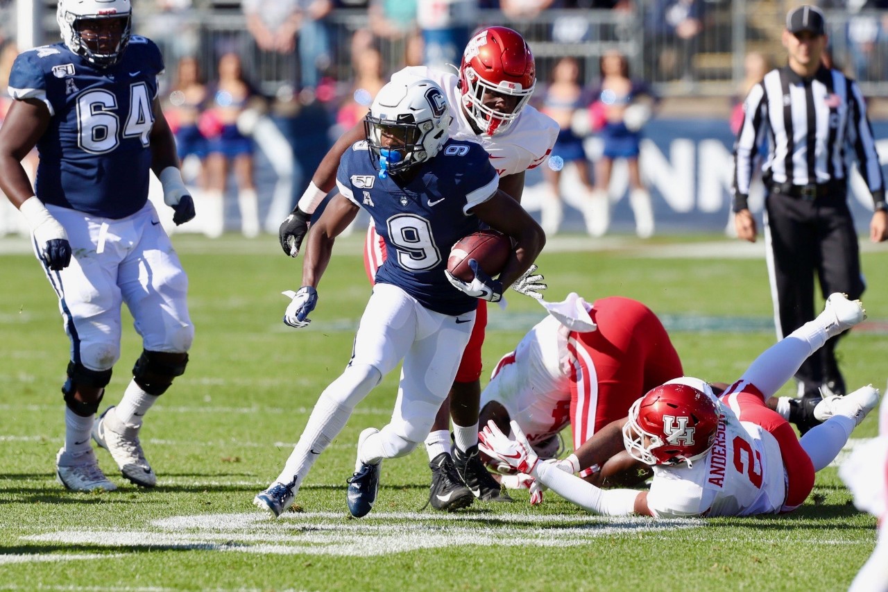 Cameron Ross - Football - University of Connecticut Athletics