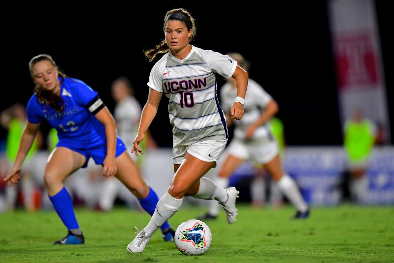 Alana Moore - Women's Soccer - University of Connecticut Athletics