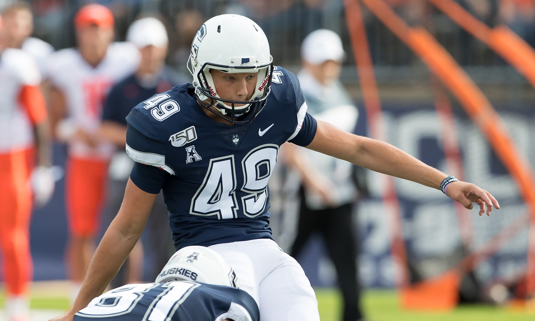 Clayton Harris - Football - University of Connecticut Athletics