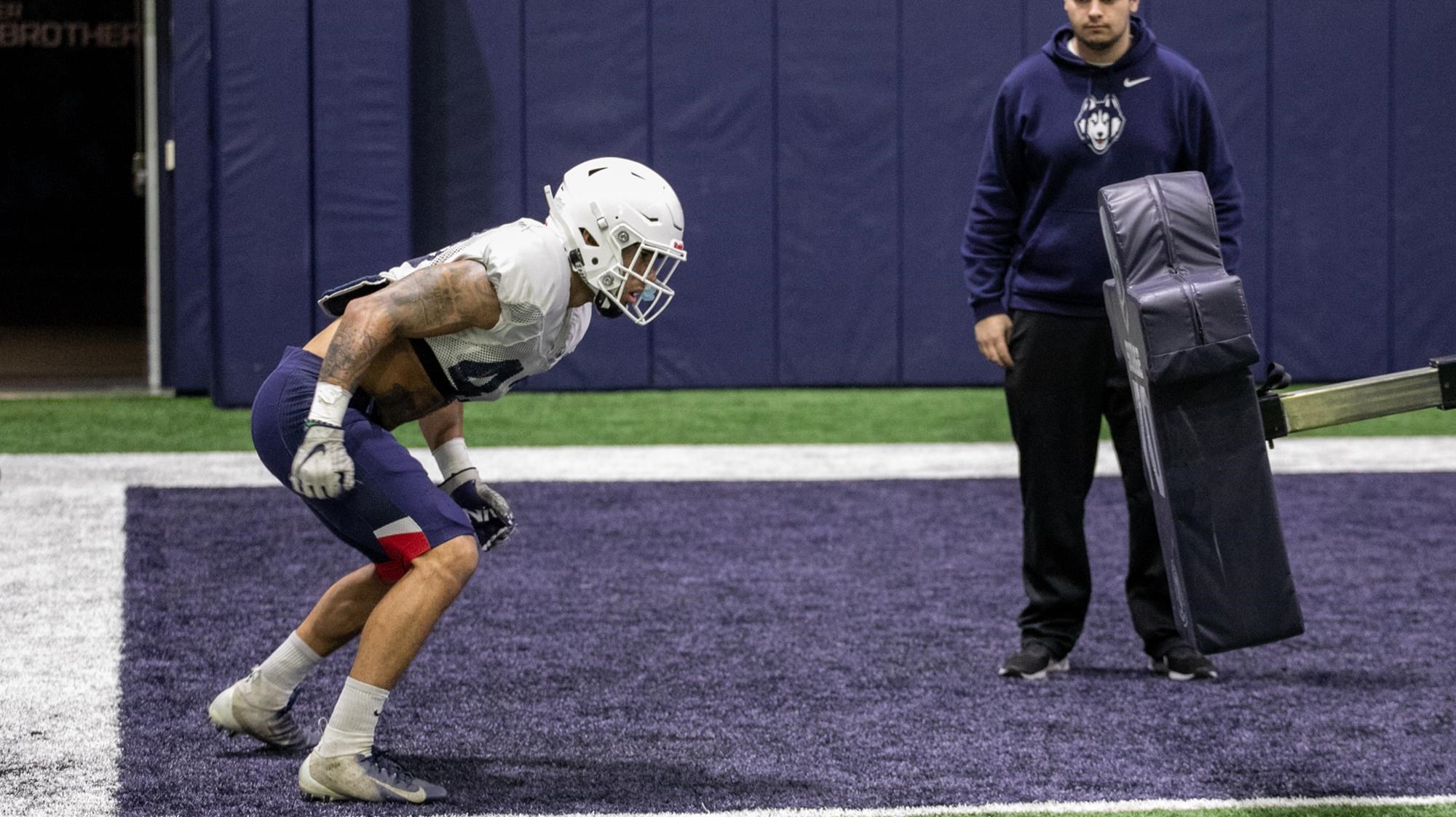 Jackson Mitchell - Football - University of Connecticut Athletics