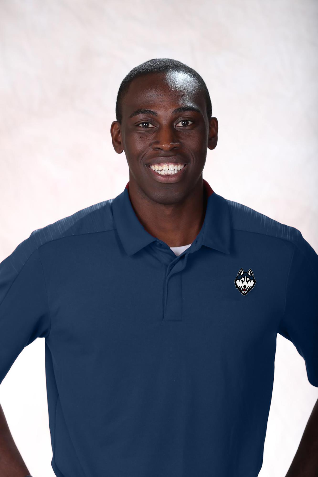 Selwyn Maxwell, Jr. - Women's Track and Field Coach - University of ...