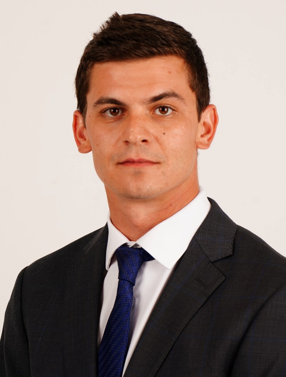 Michael Pereira - Men's Ice Hockey Coach - University of Connecticut ...