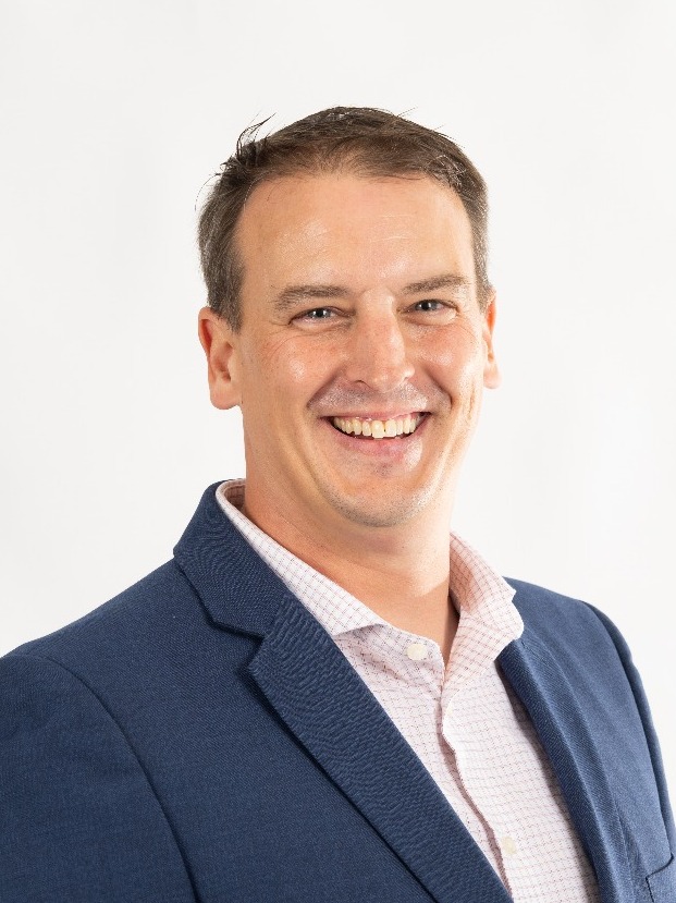 Chris Maiello - Women's Swimming and Diving Coach - University of ...