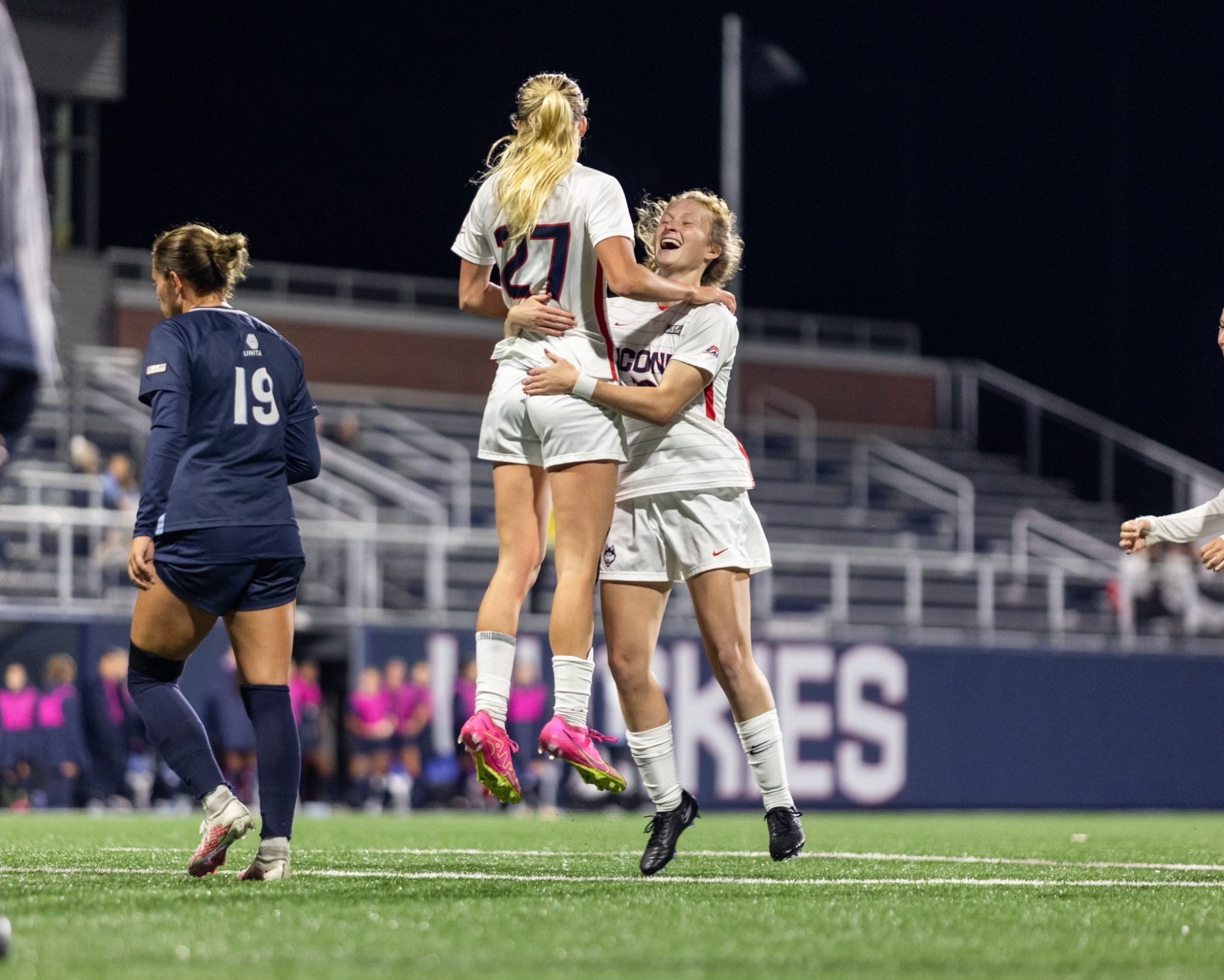 Abbey Jones - Women's Soccer - University of Connecticut Athletics