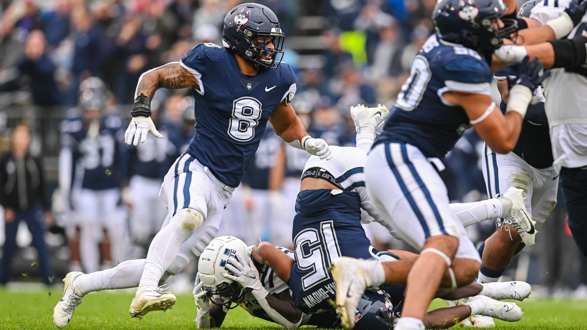Jackson Mitchell - Football - University of Connecticut Athletics