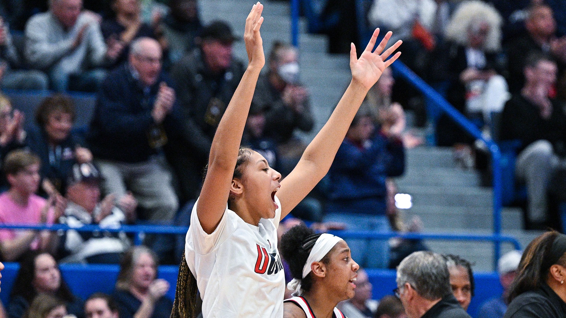 Amari DeBerry - Women's Basketball - University of Connecticut Athletics