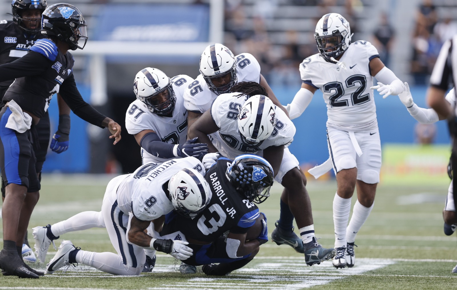 Jackson Mitchell - Football - University of Connecticut Athletics