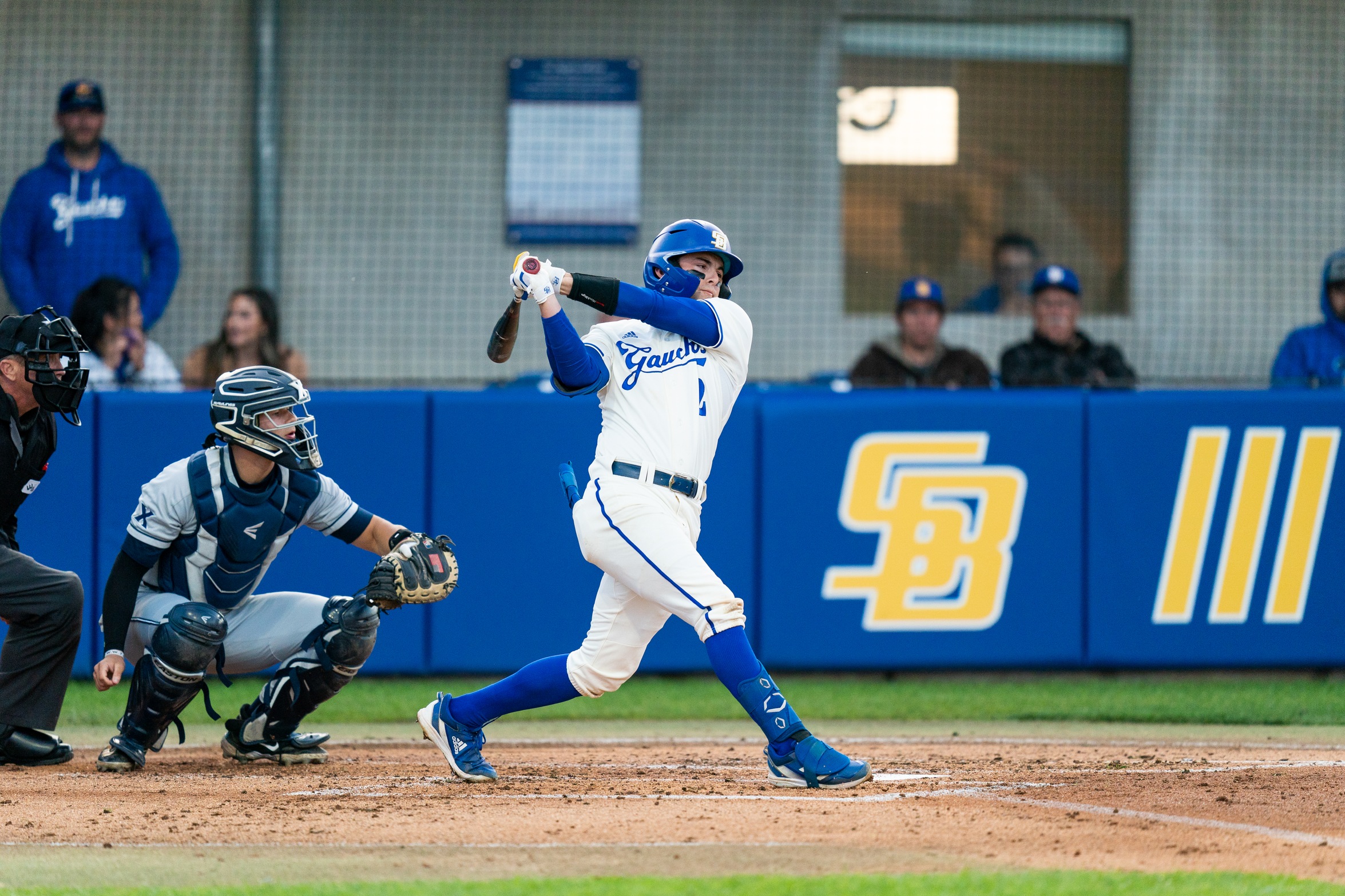 Ager's Masterclass, Oakley's Big Day Power Gauchos to Series-Opening ...