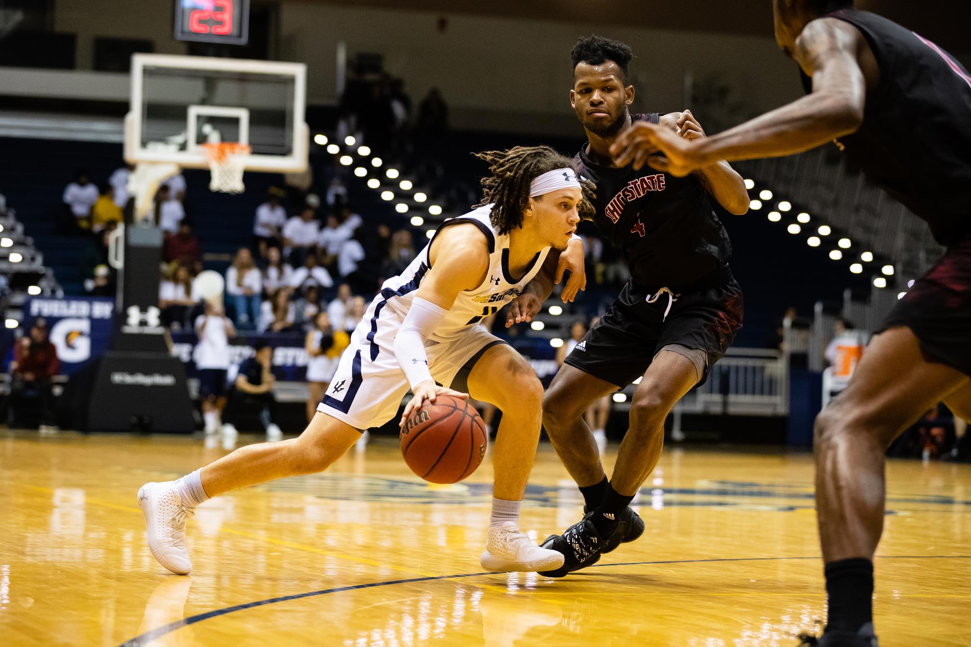 Tyrell Roberts - 2019-20 - Men's Basketball - UC San Diego