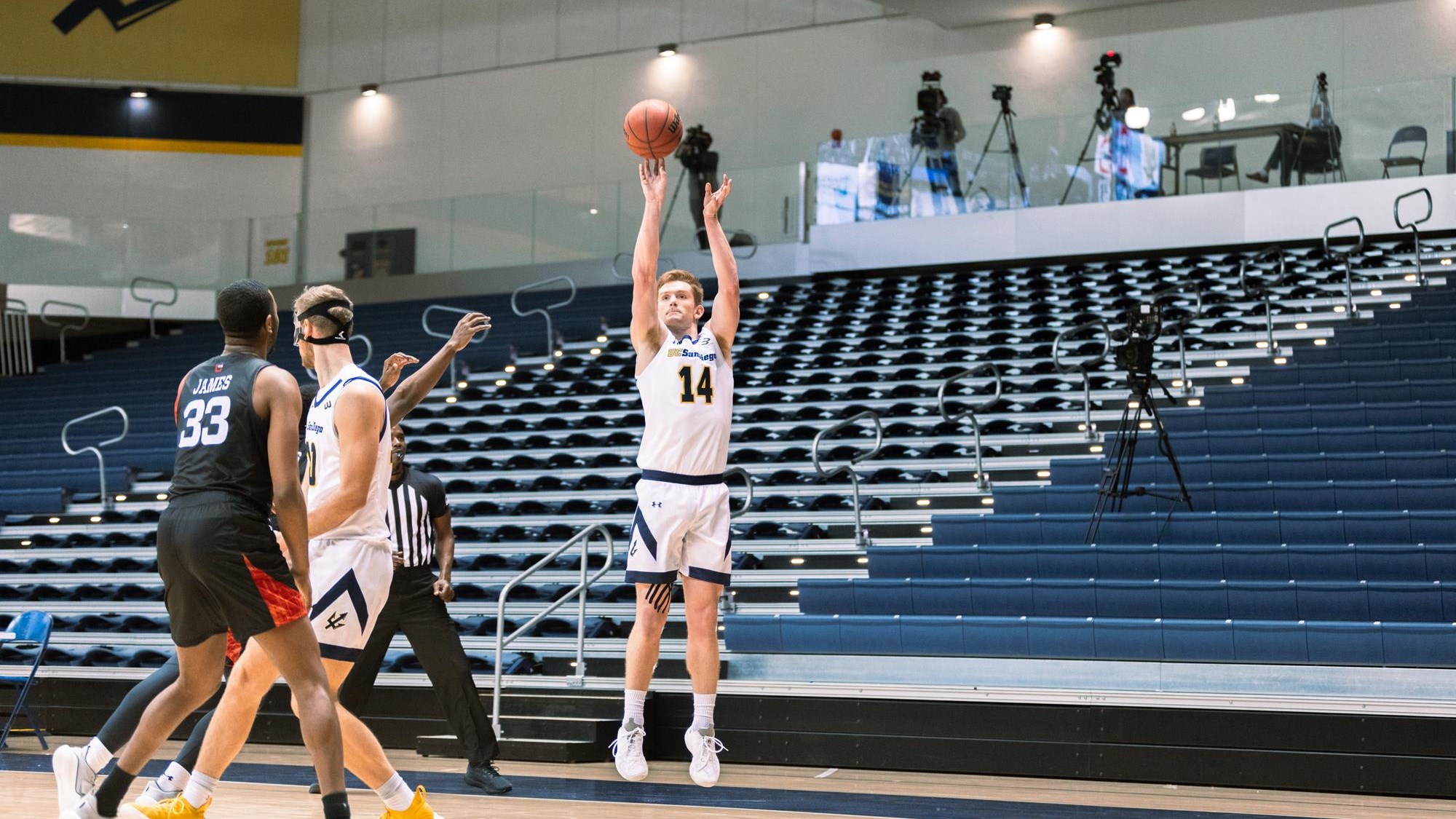Jake Killingsworth - 2021-22 - Men's Basketball - UC San Diego