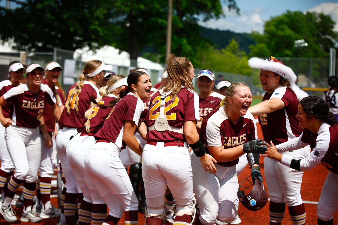 UC Softball Punches Ticket to NCAA Super Regionals & Coach Frew Tallies ...